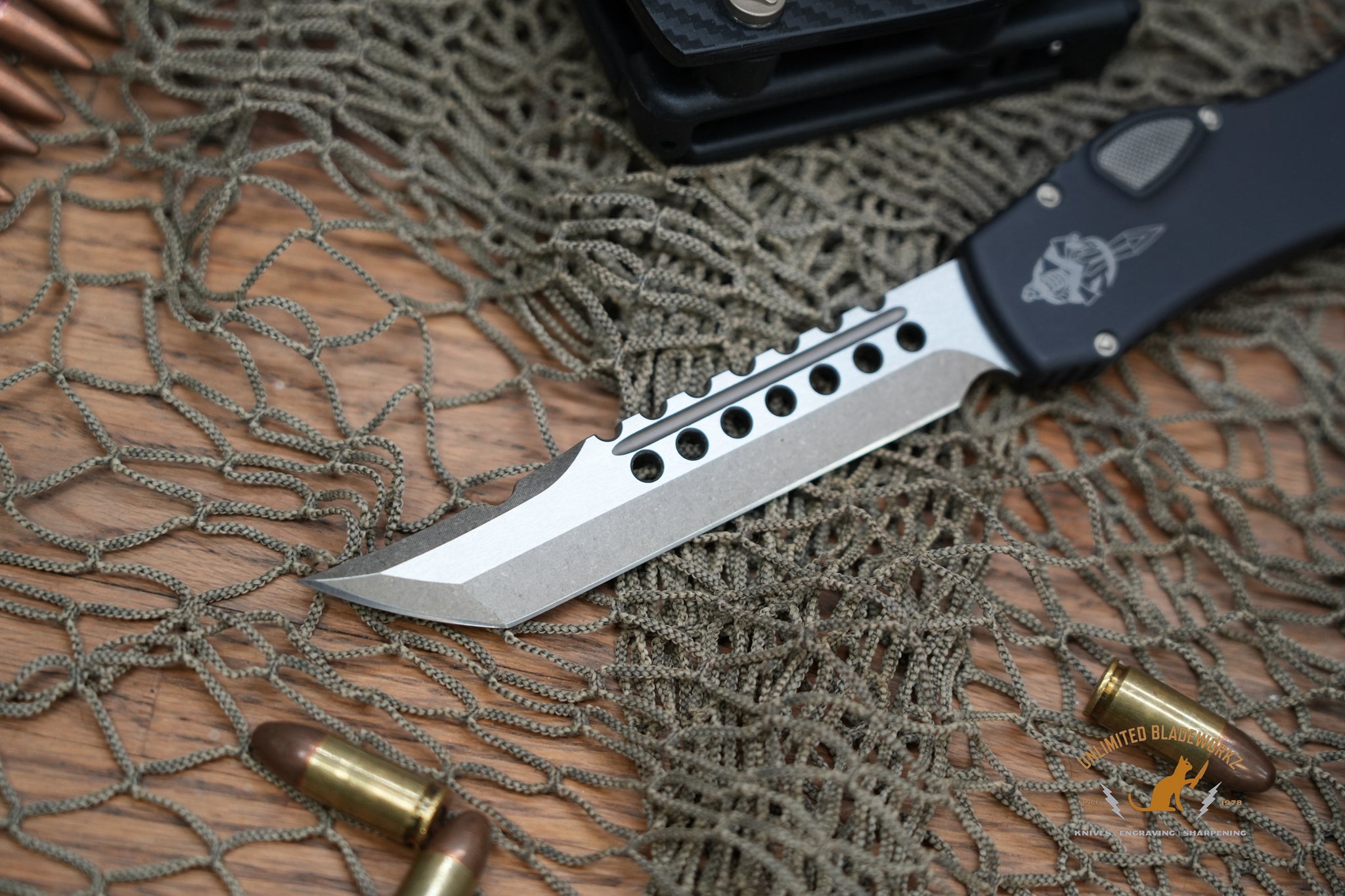 Microtech Halo VI Hellhound Tanto OTF Knife (4.4" Bronzed) 519-13 ...